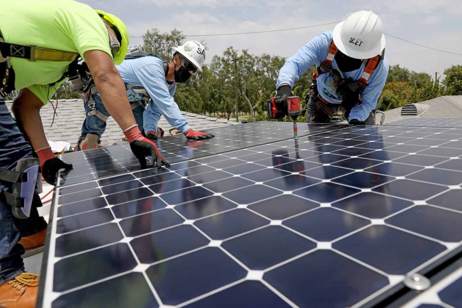 Solar Panels and Rubber Products | Elasto Proxy