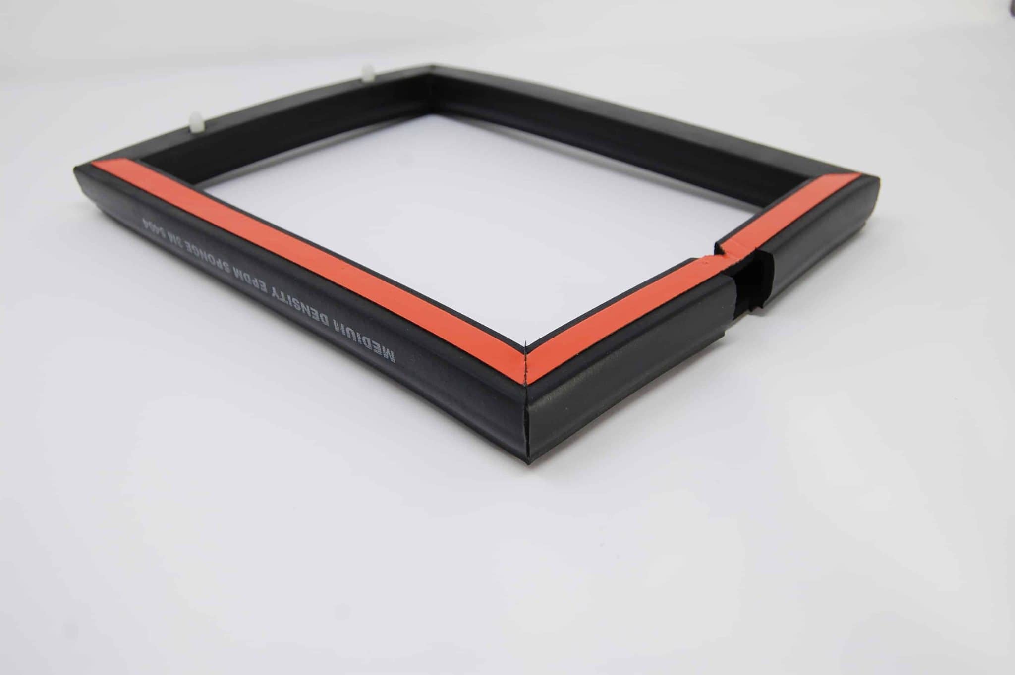 Automated Guillotine Cutting for Rubber Extrusions